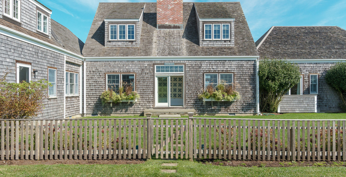 Cliff - 15 Capaum Pond Road - Fisher Real Estate Nantucket